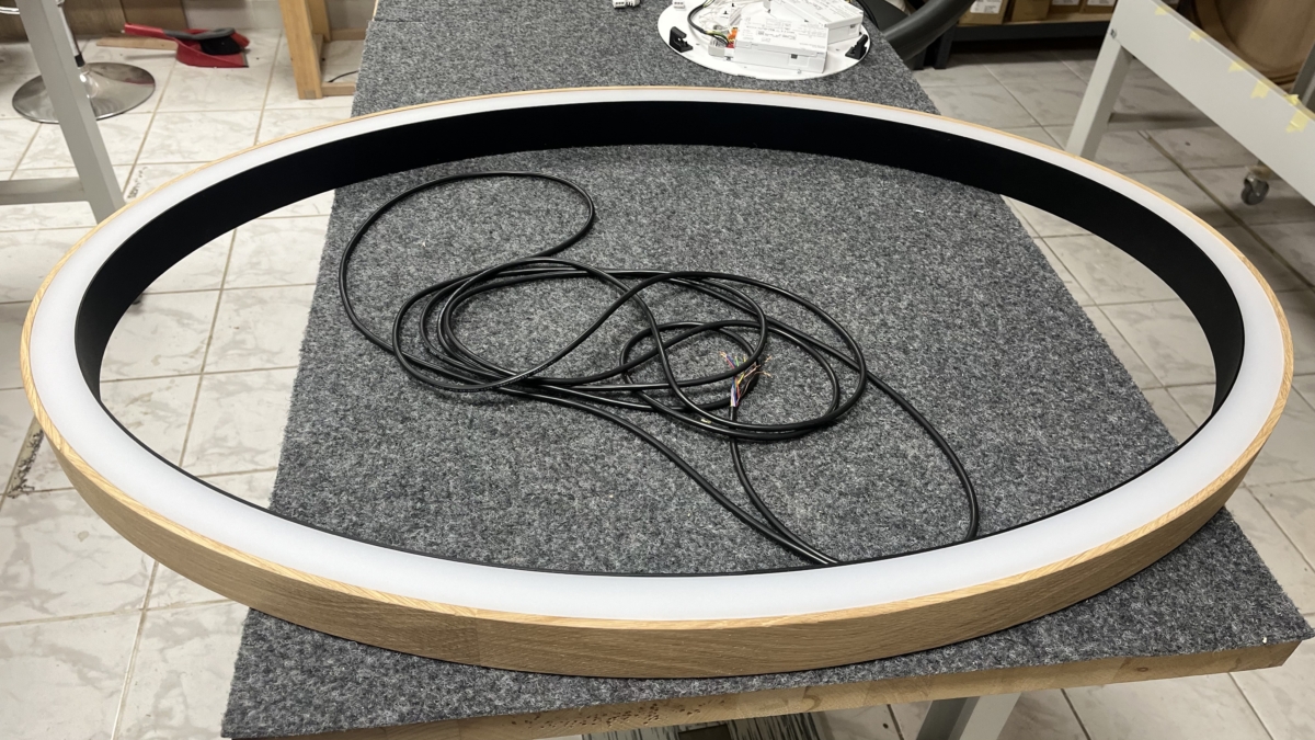 Wood Ellipse DUAL 1050 - Setup.lighting s.r.o.